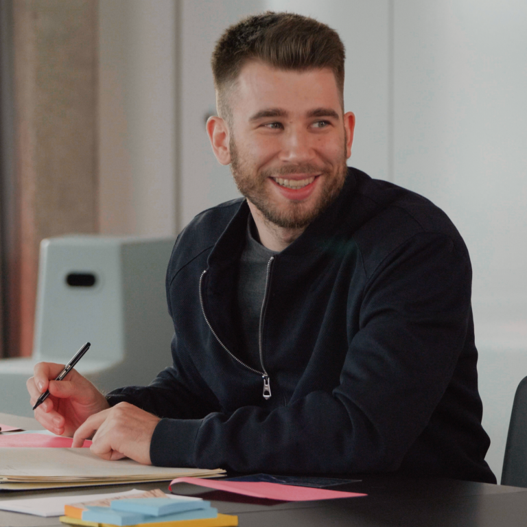 scale up | Scale your business with plan & made to measure | Learn more